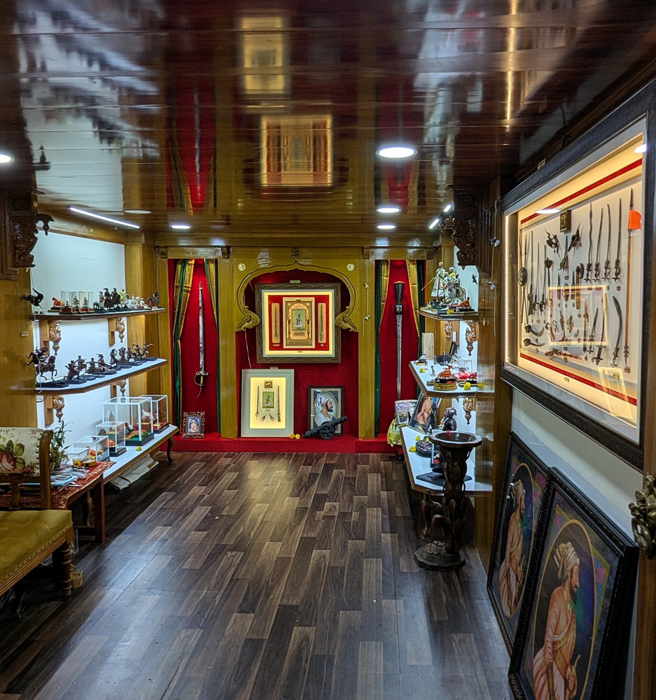 Rudra Arts & Handicrafts